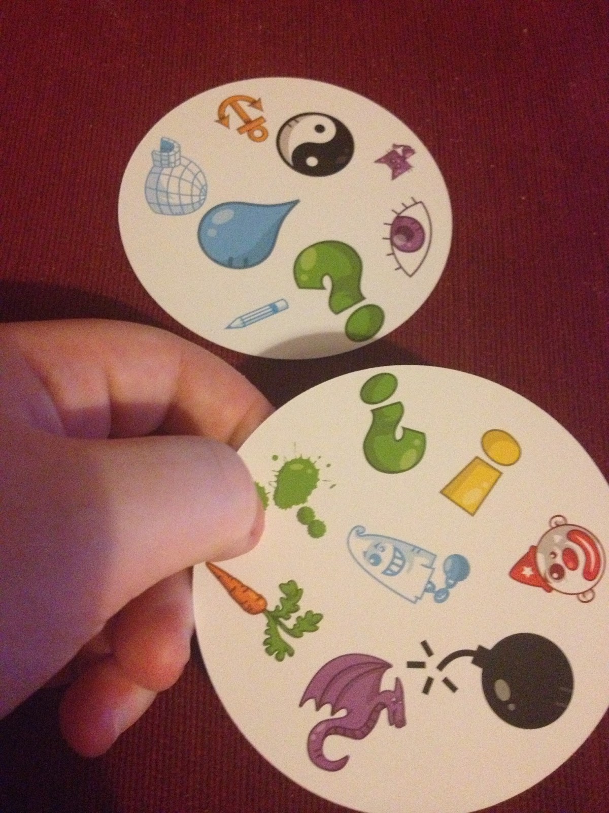 Dobble Card Game Review - MUMMY TO THE MAX